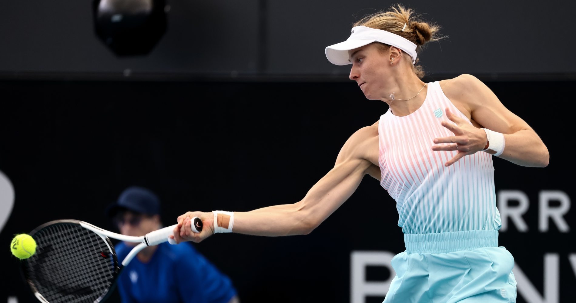 Samsonova to meet Bencic in Abu Dhabi final - Tennis Majors