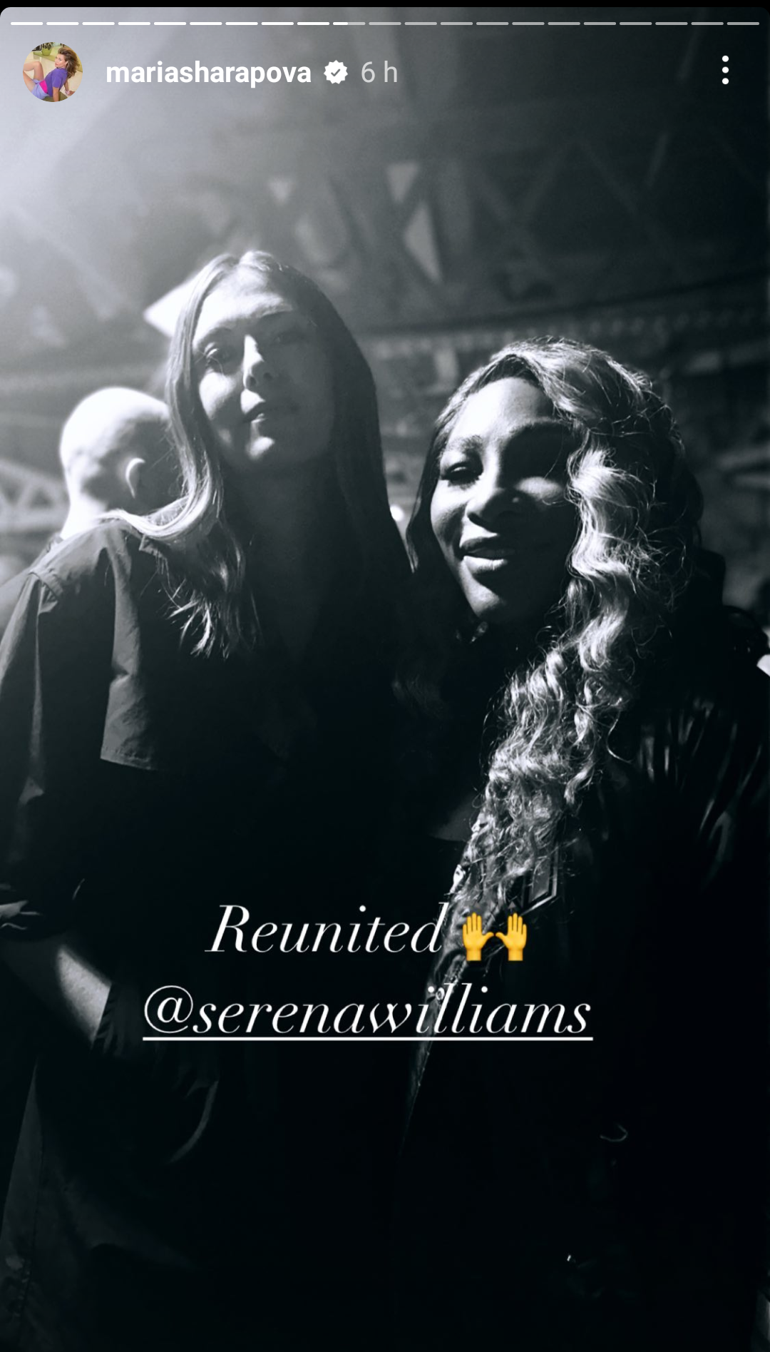 Sharapova & Serena reunite at fashion show - Tennis Majors