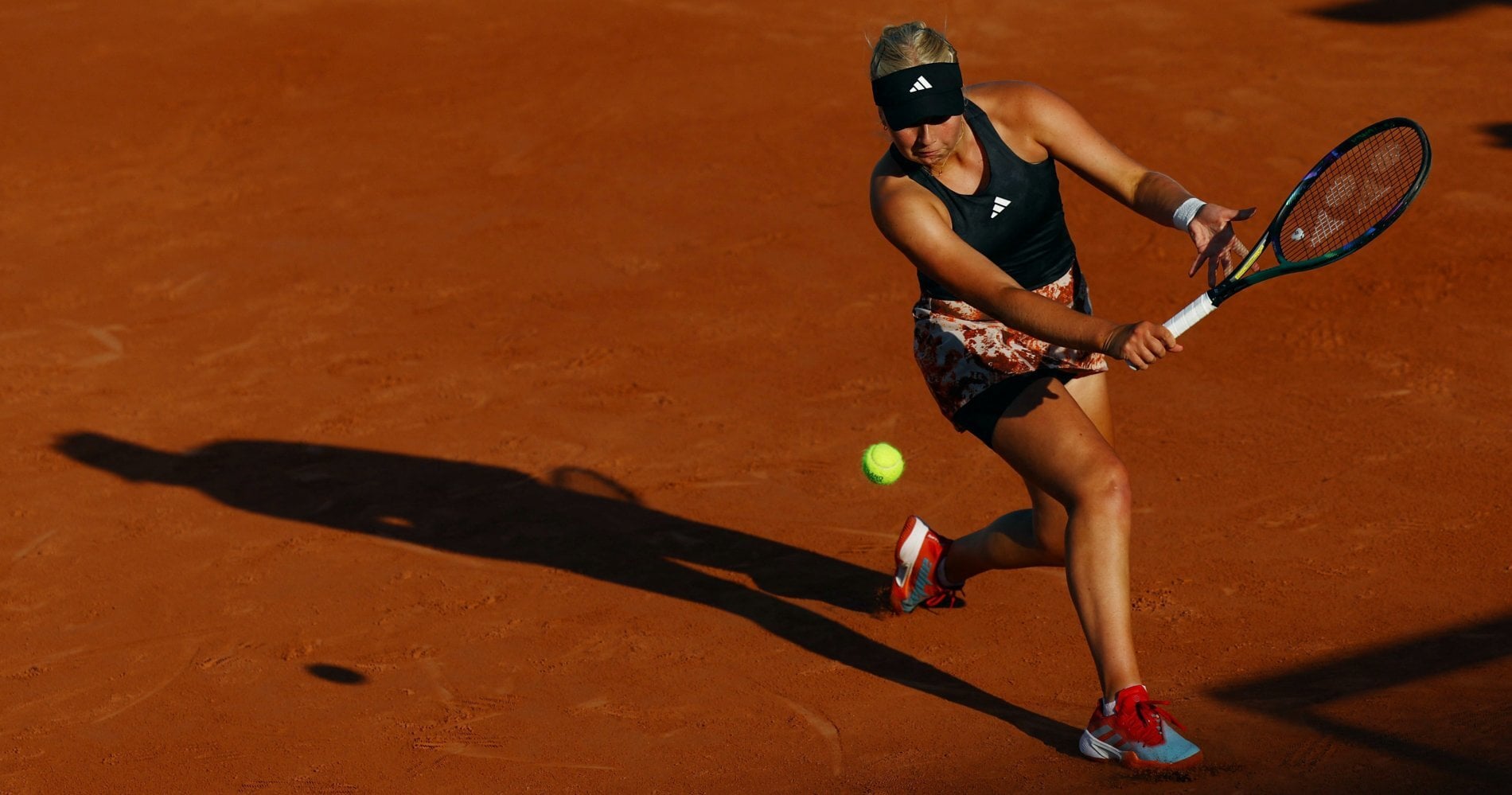 Tennis, WTA – Roland-Garros 2023: Tauson gets past Fernandez - Tennis ...