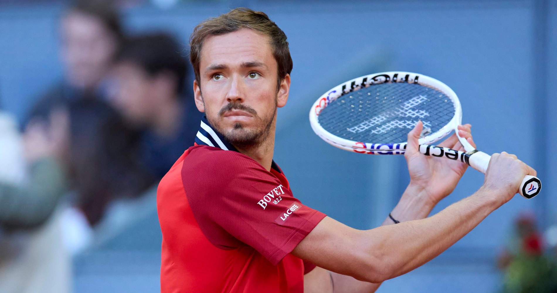 Defending champion Medvedev holds off Draper to reach third round in ...