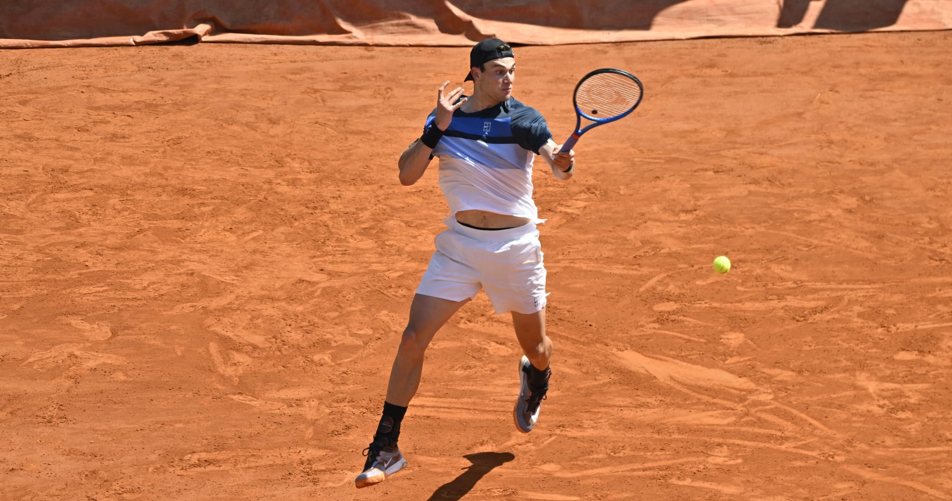 Draper solves Moutet riddle to set up quarter-final clash against Alcaraz in Rome - Tennis Majors